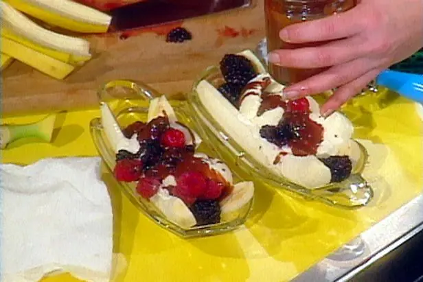 Banana Split Recipe | Rachael Ray | Food Network