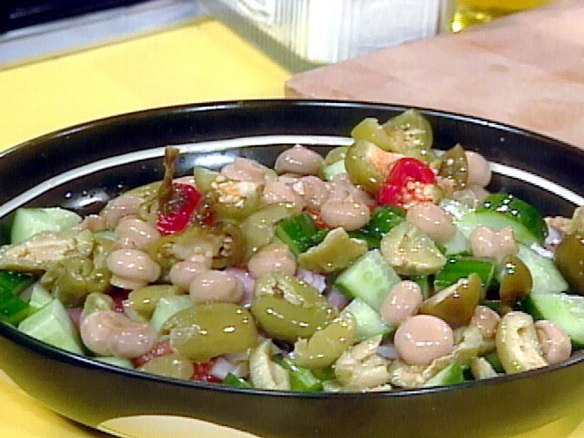 Sicilian Chunk Vegetable Salad Recipe | Rachael Ray | Food Network