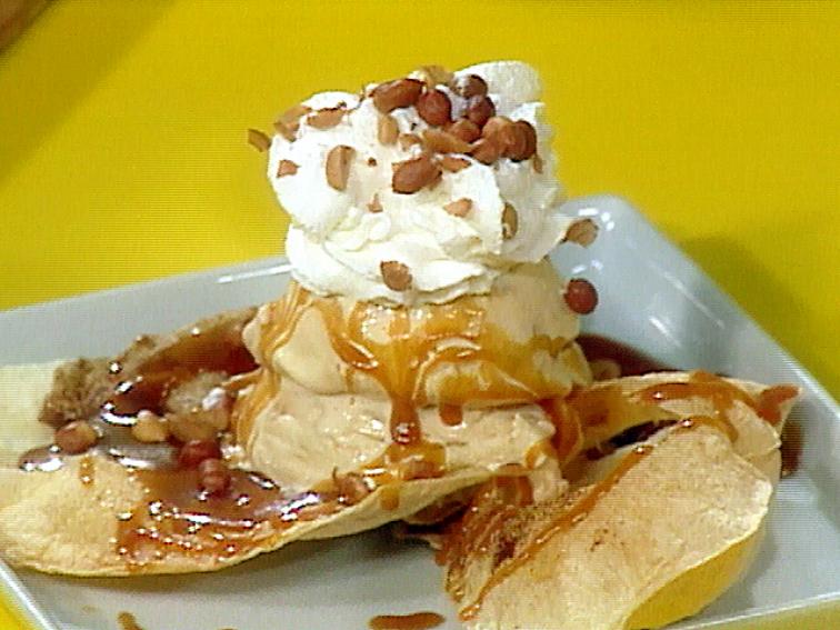 Mexican Caramel Sundaes Recipe | Rachael Ray | Food Network