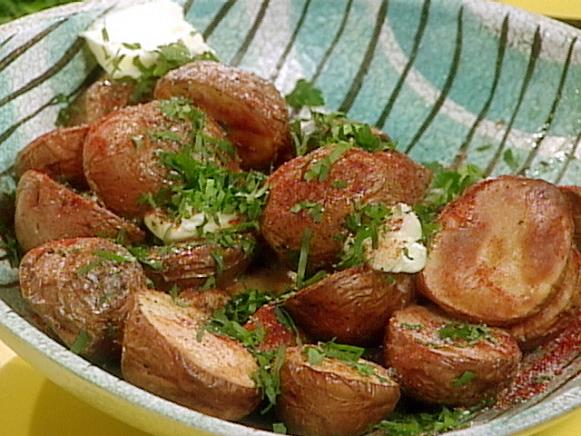Roasted Red New Potatoes with Sweet Paprika Butter and Parsley Recipe ...