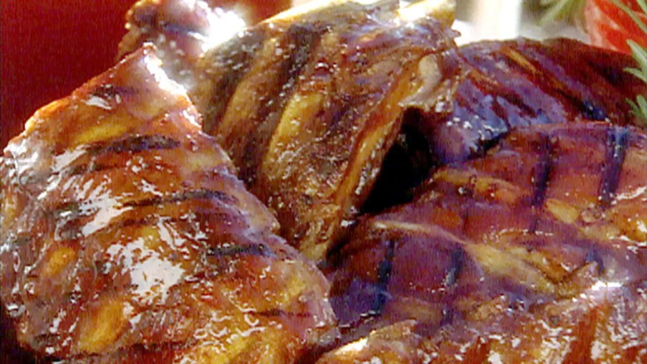 Baby Back Ribs Recipe | Sandra Lee | Food Network
