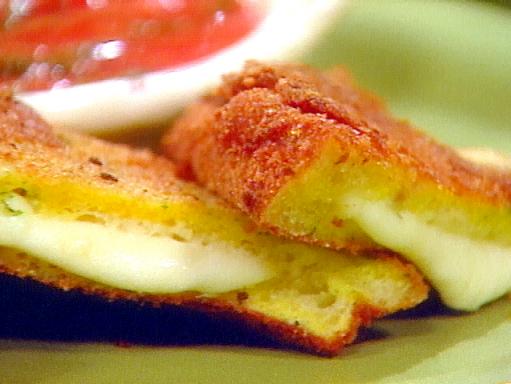 Mozzarella en Carrozza Recipe | Food Network