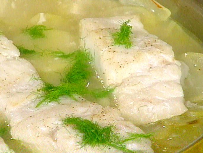 Cod with Fennel and Onion Recipe | Rachael Ray | Food Network