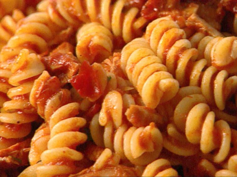 Fusilli with Tuna and Tomato Sauce Recipe | Giada De Laurentiis | Food ...
