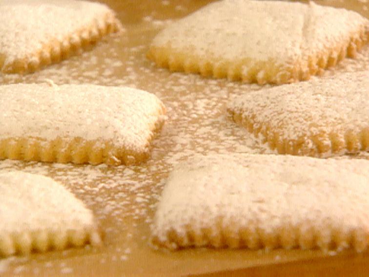 Lemon Spritz Squares Recipe | Sandra Lee | Food Network