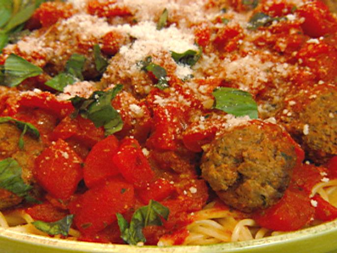 Spaghetti and Meatballs Recipe | Robin Miller | Food Network