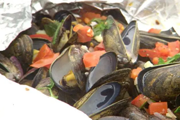 Mussels Recipe | Food Network