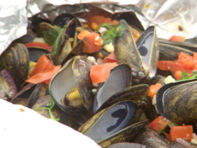 Mussels Recipe | Food Network