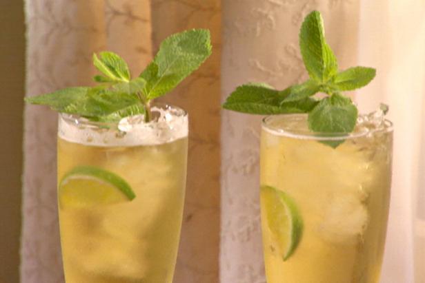 Cowboy Cocktail Recipe | Sandra Lee | Food Network