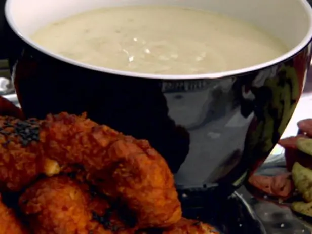 Spicy Bat Wings and Bat Chips with Goblin Dip Recipe - Chef's Resource ...