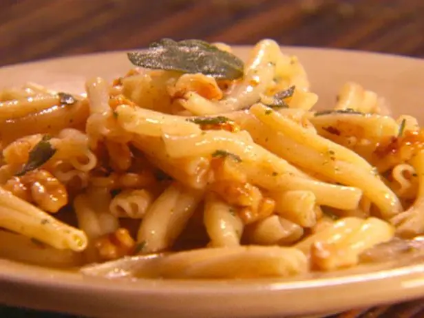 Twisted Pasta with Brown Butter and Walnuts Recipe - Chef's Resource ...