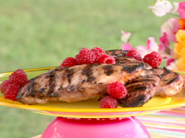 Grilled Raspberry Chicken Recipe | Sandra Lee | Food Network