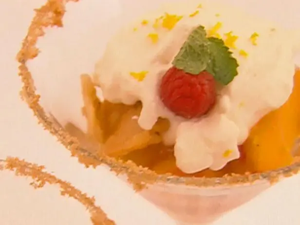 Peach and Raspberry Cobbler-Tini with Dream Cream Recipe - Chef's ...