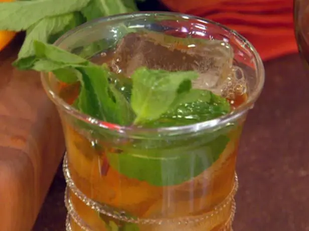 Moji-tea Recipe | Rachael Ray | Food Network