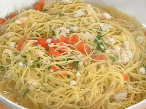 Spaghettini with Chopped Shrimp and Scallops in Rich Broth Recipe ...