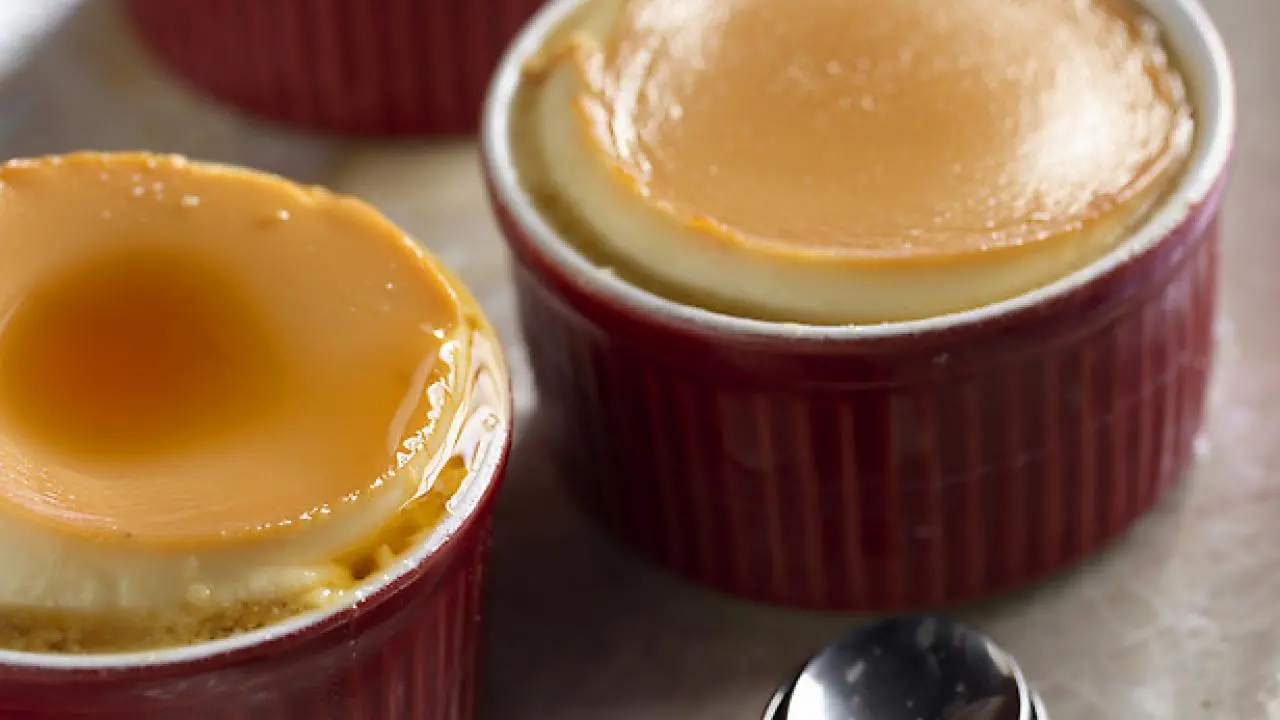 Flan de Queso | Cheesecake Flan Recipe | Ingrid Hoffmann | Food Network