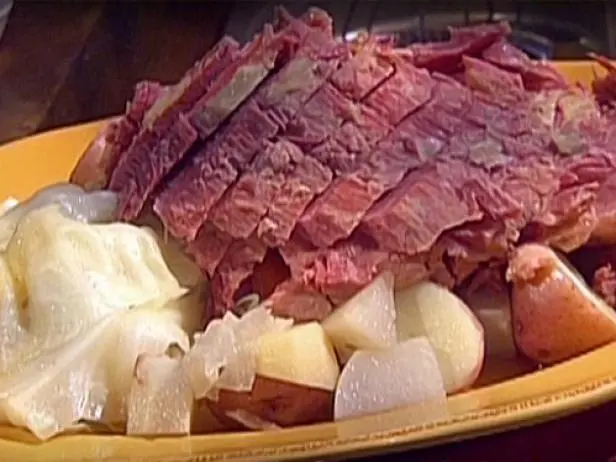 how to cook corned beef food network