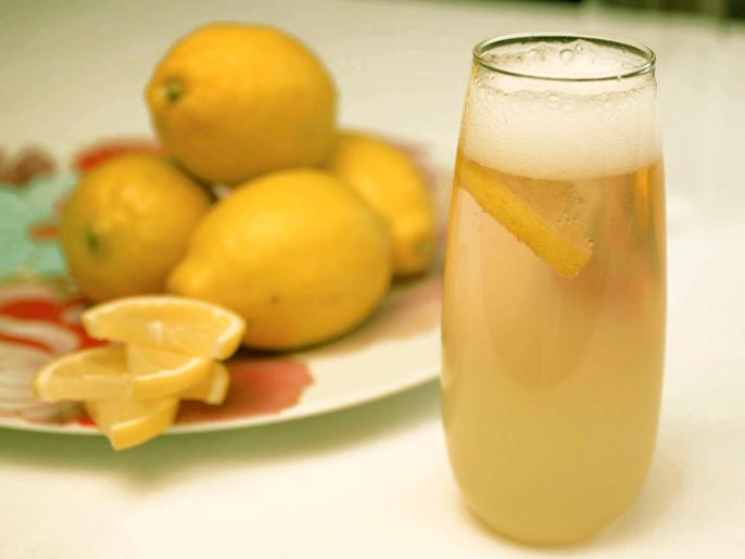 Champagne Lemonade Recipe | Tyler Florence | Food Network
