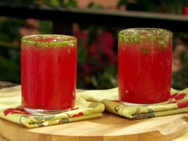 Electric Blood Orange Limeade with Muddled Mint Recipe - Chef's ...