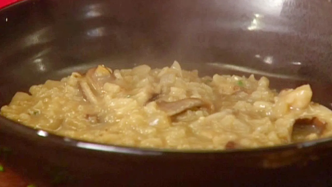 Wild Mushroom Risotto Recipe | Anne Burrell | Food Network