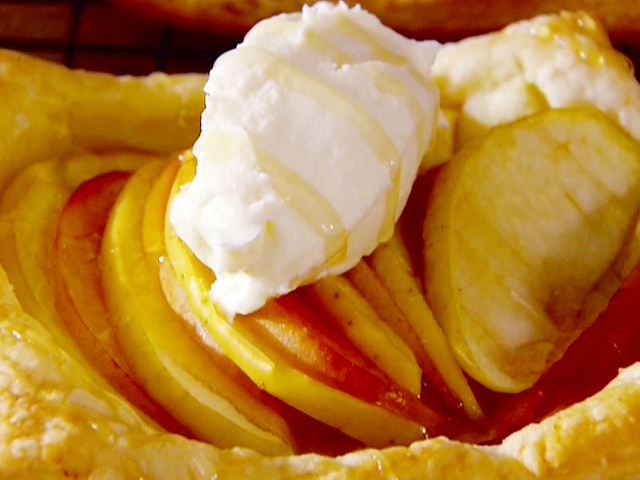 Honey Apple and Nectarine Tart with Whipped Mascarpone Recipe - Chef's ...