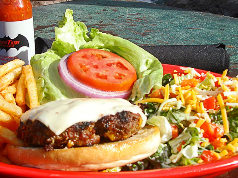 Where to Find the Best Burger in Every State | Grilling Central On the ...