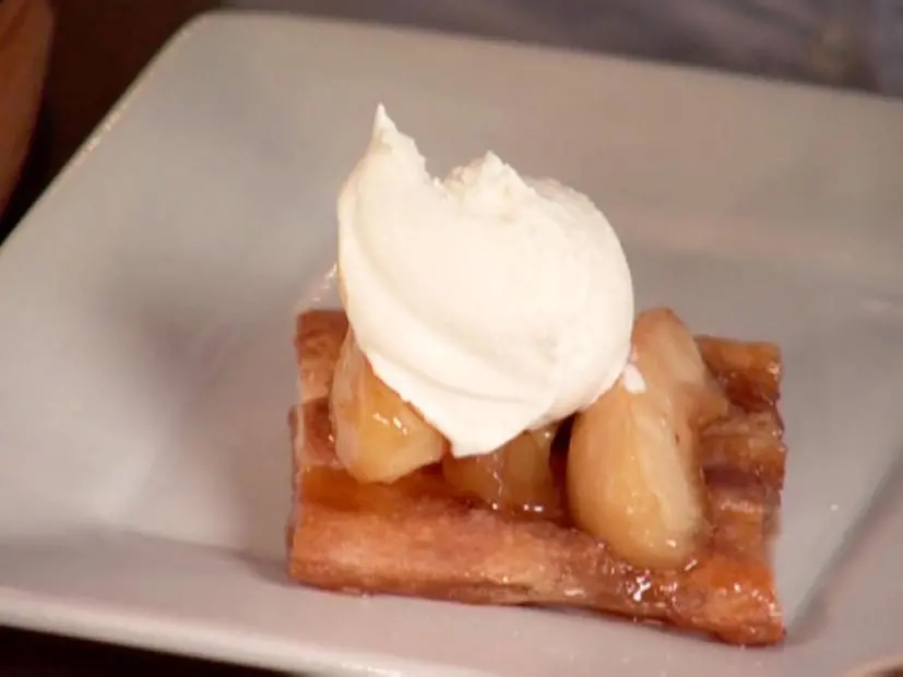 Dessert Pizza Recipe | Aida Mollenkamp | Food Network