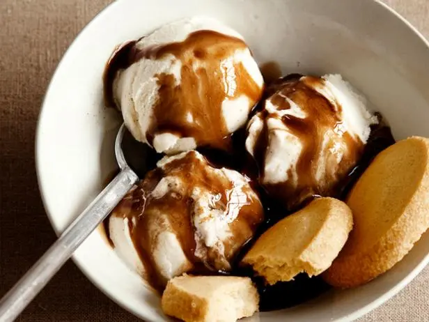 Guinness Sundaes Recipe | Food Network Kitchen | Food Network