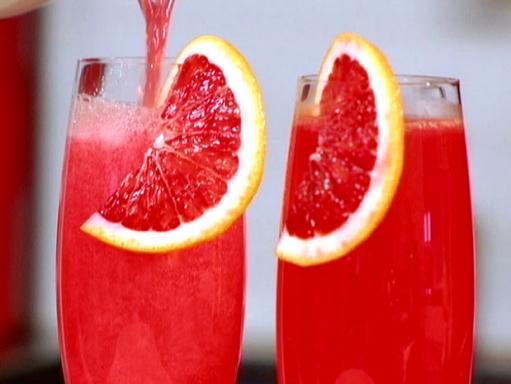 Cava Cocktail Recipe | Alex Guarnaschelli | Food Network