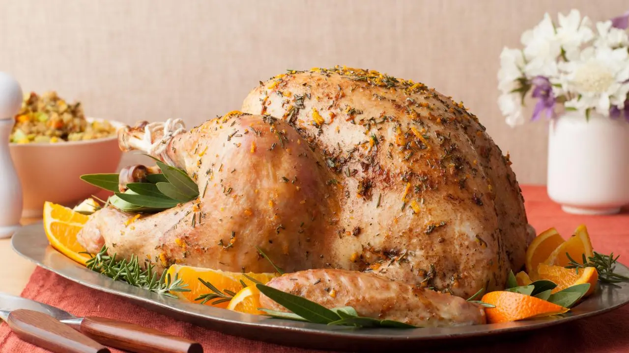 Roasted Thanksgiving Turkey Recipe | Ree Drummond | Food Network