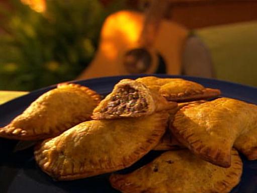 Big Daddy's Spicy Beef Patty Recipe | Aaron McCargo Jr. | Food Network