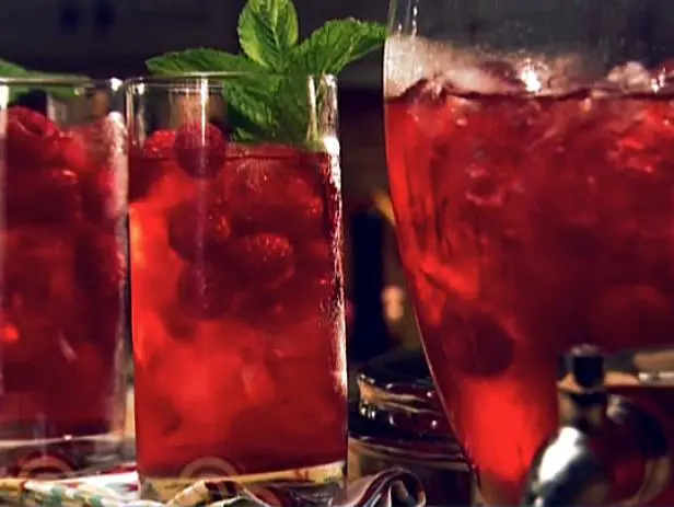 Gina's Raspberry Mint Tea Recipe - Chef's Resource Recipes