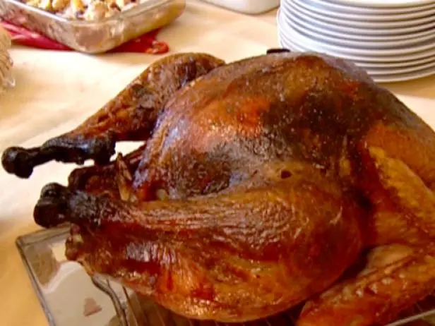Roasted Tom Turkey Recipe | Robert Irvine | Food Network