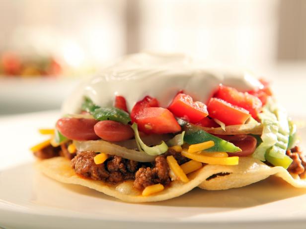 Round 2 Recipe - Chili Tostada Recipe | Sandra Lee | Food Network