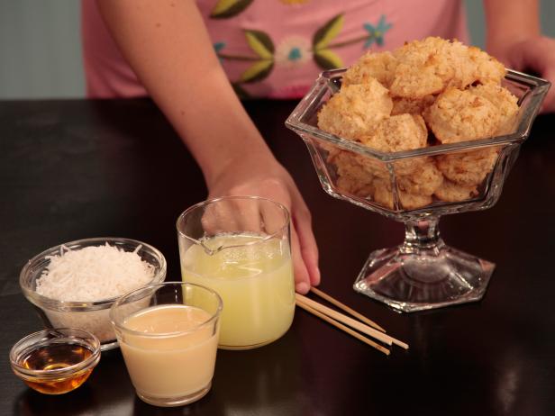 Coconut Chai Macaroons Recipe | Food Network