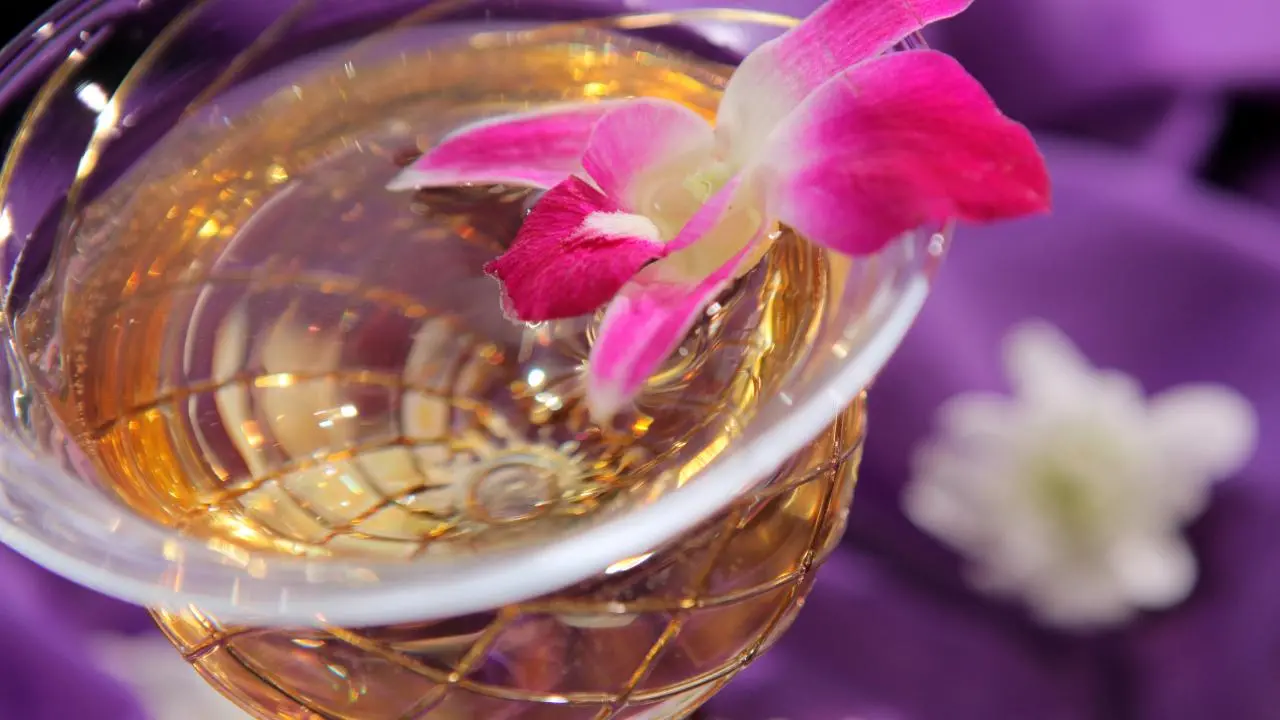 Wonderland Cocktail Recipe | Sandra Lee | Food Network