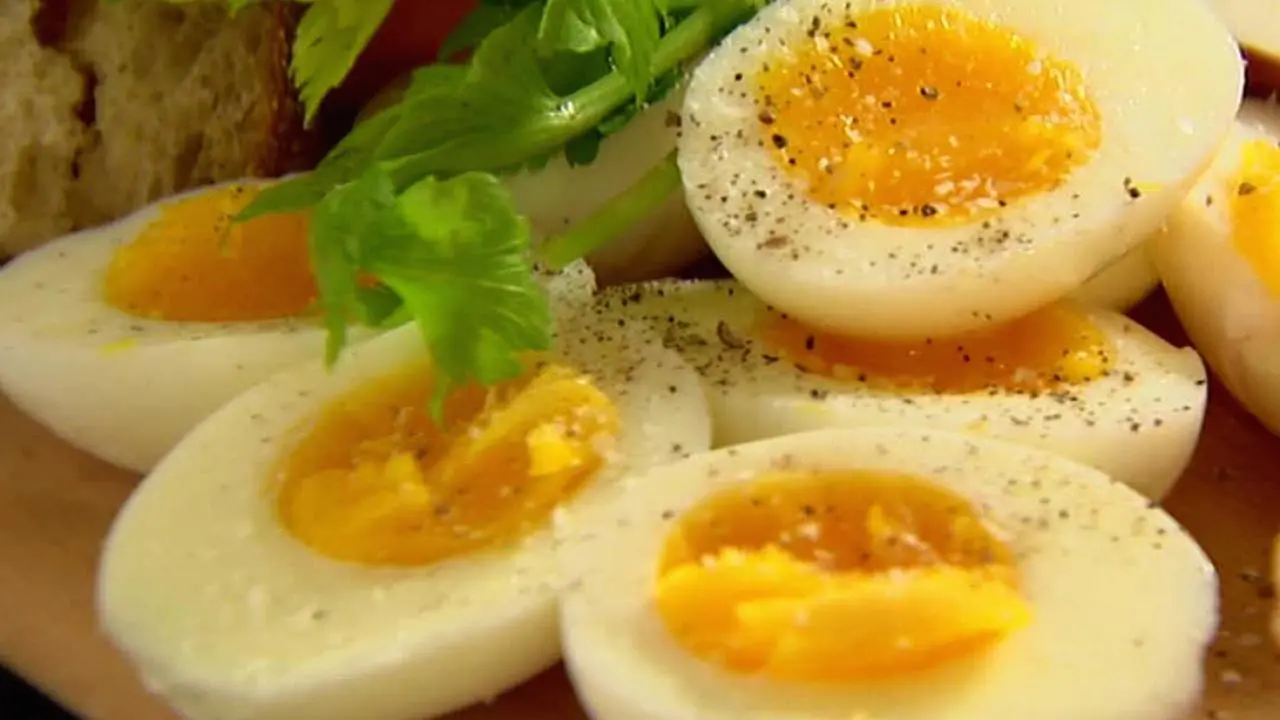 how to cook hard boiled eggs food network