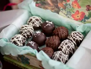 Dessert First With Anne Thornton | Food Network