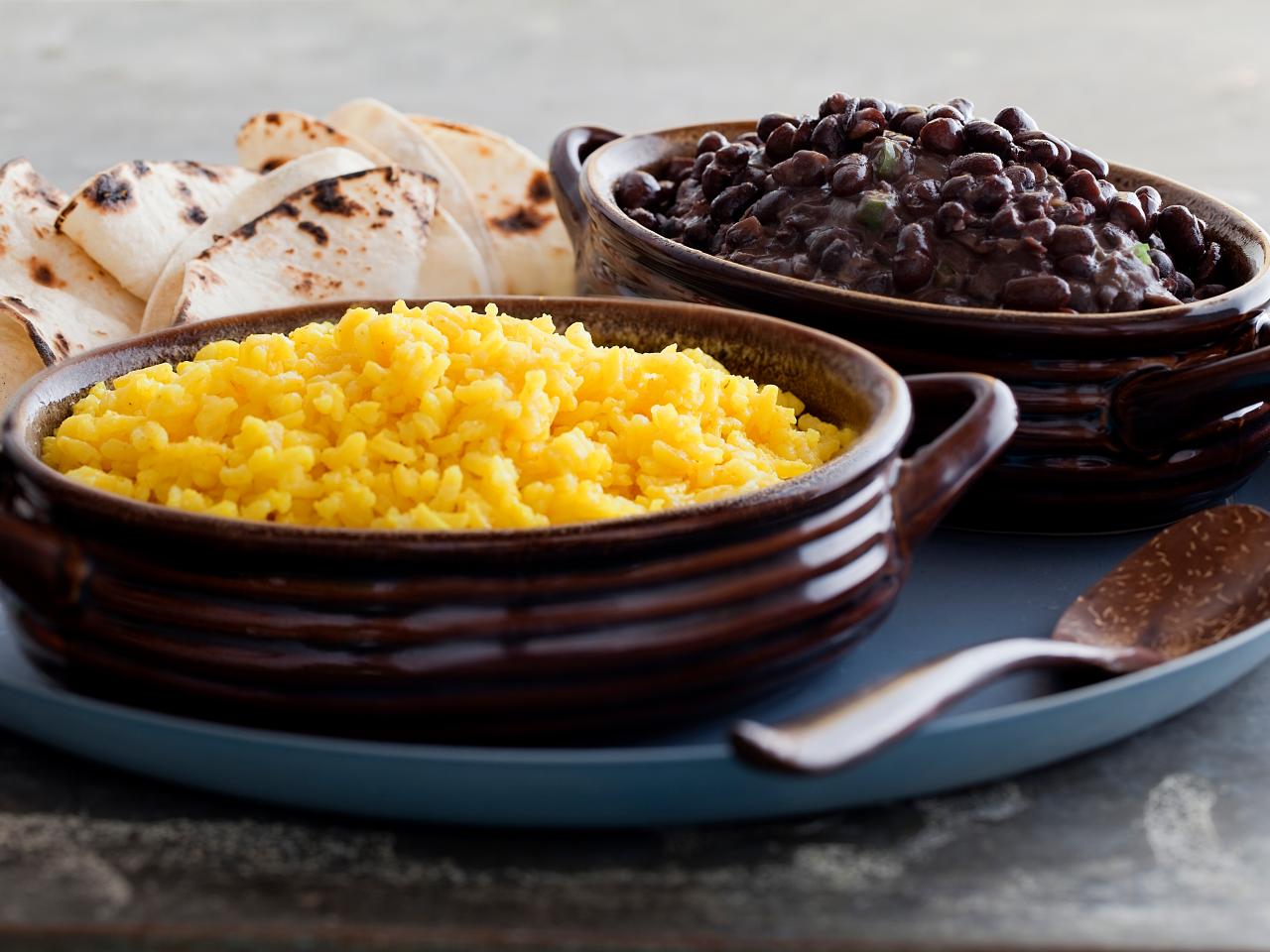 Puerto Rican Yellow Rice And Black Beans Recipe | Bryont Blog