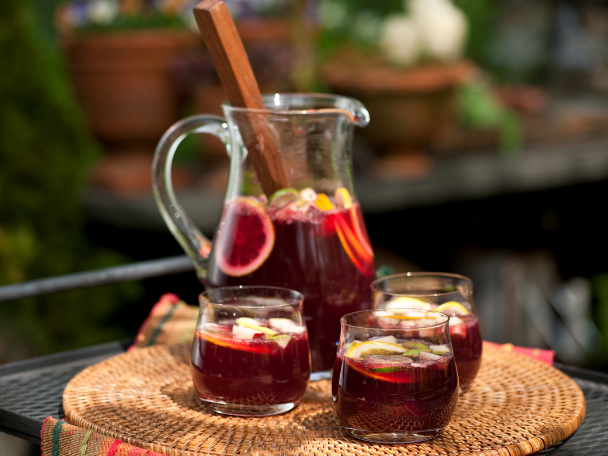 Traditional Sangria Recipe - Chef's Resource Recipes