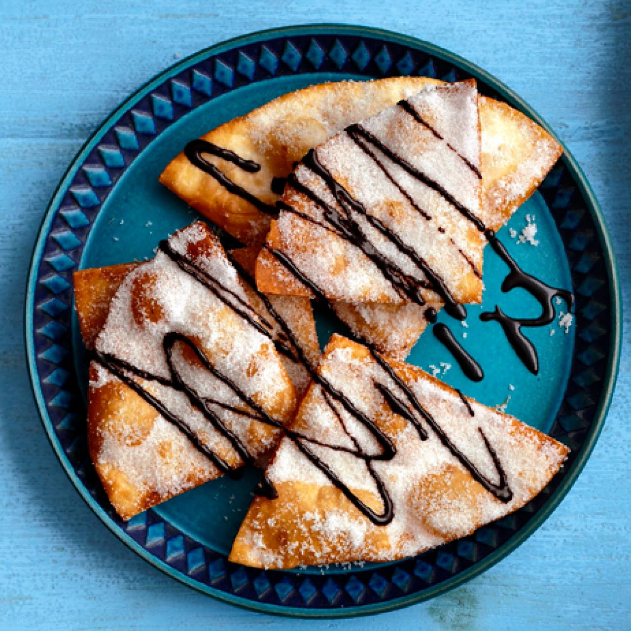 Sopapillas With Chocolate Sauce
