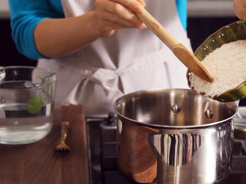 How to Make Perfect Rice : Food Network | Help Around the Kitchen ...