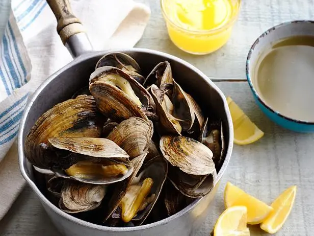 Steamers seafood store