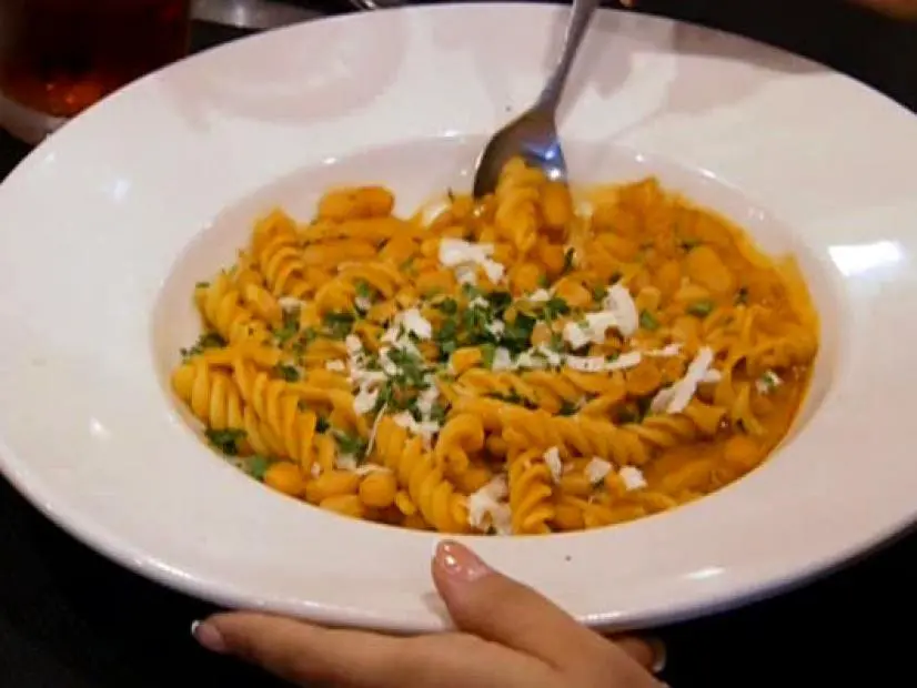 Pasta Fagioli Recipe | Robert Irvine | Food Network