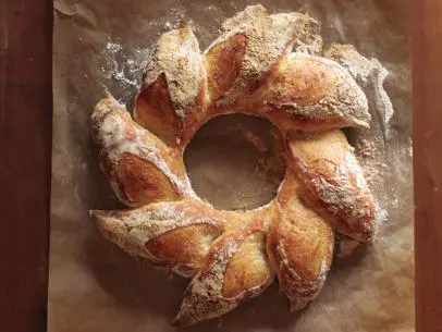 Arty Holiday Bread Recipe | Ree Drummond | Food Network