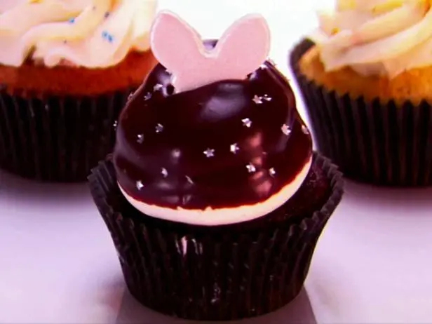 Dark Magic Cupcakes Recipe - Chef's Resource Recipes
