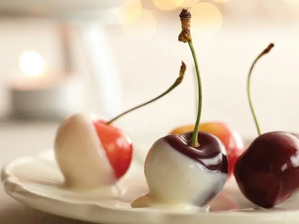 White Chocolate "Cheesecake" Fondue Recipe | Food Network