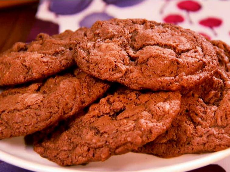 Chocolate Coconut Cookies Recipe | The Neelys | Food Network