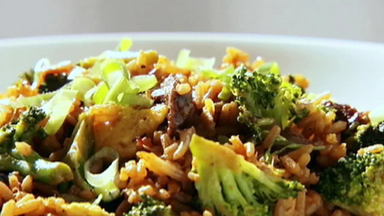 Beef Fried Rice Recipe | Sandra Lee | Food Network
