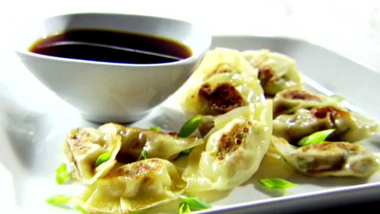 Round 2 Recipe - Chicken Pot Stickers Recipe | Sandra Lee | Food Network